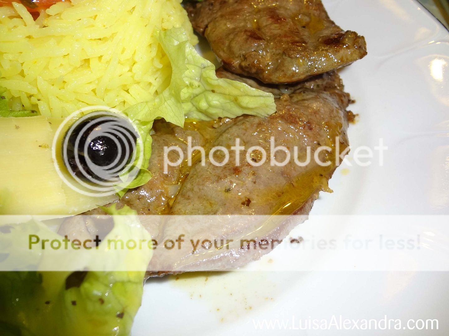 Iscas de Vaca em Molho Guloso com Arroz Basmati Oriente Aromatizado com ...